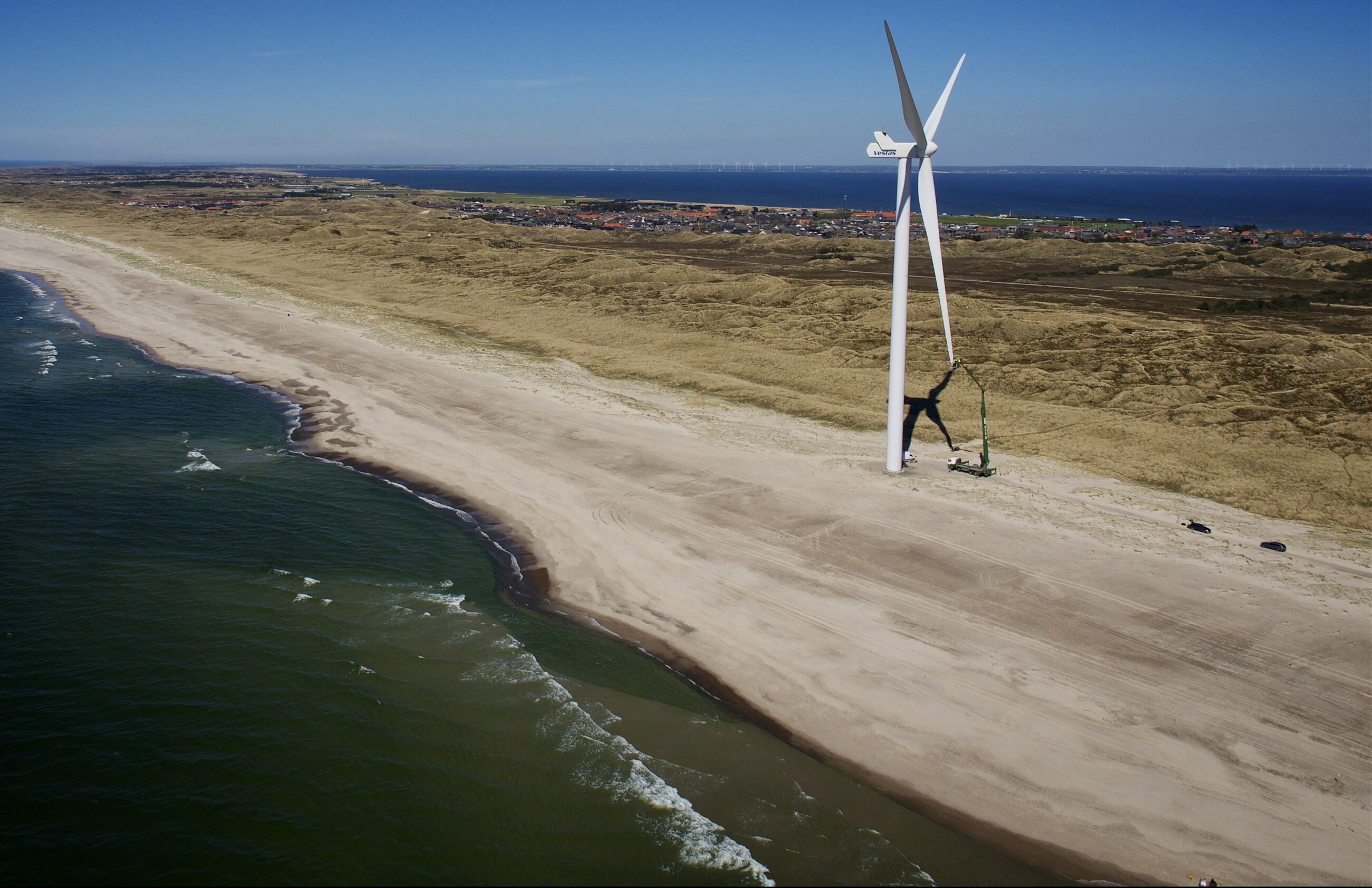 Effective and resilient leading edge protection