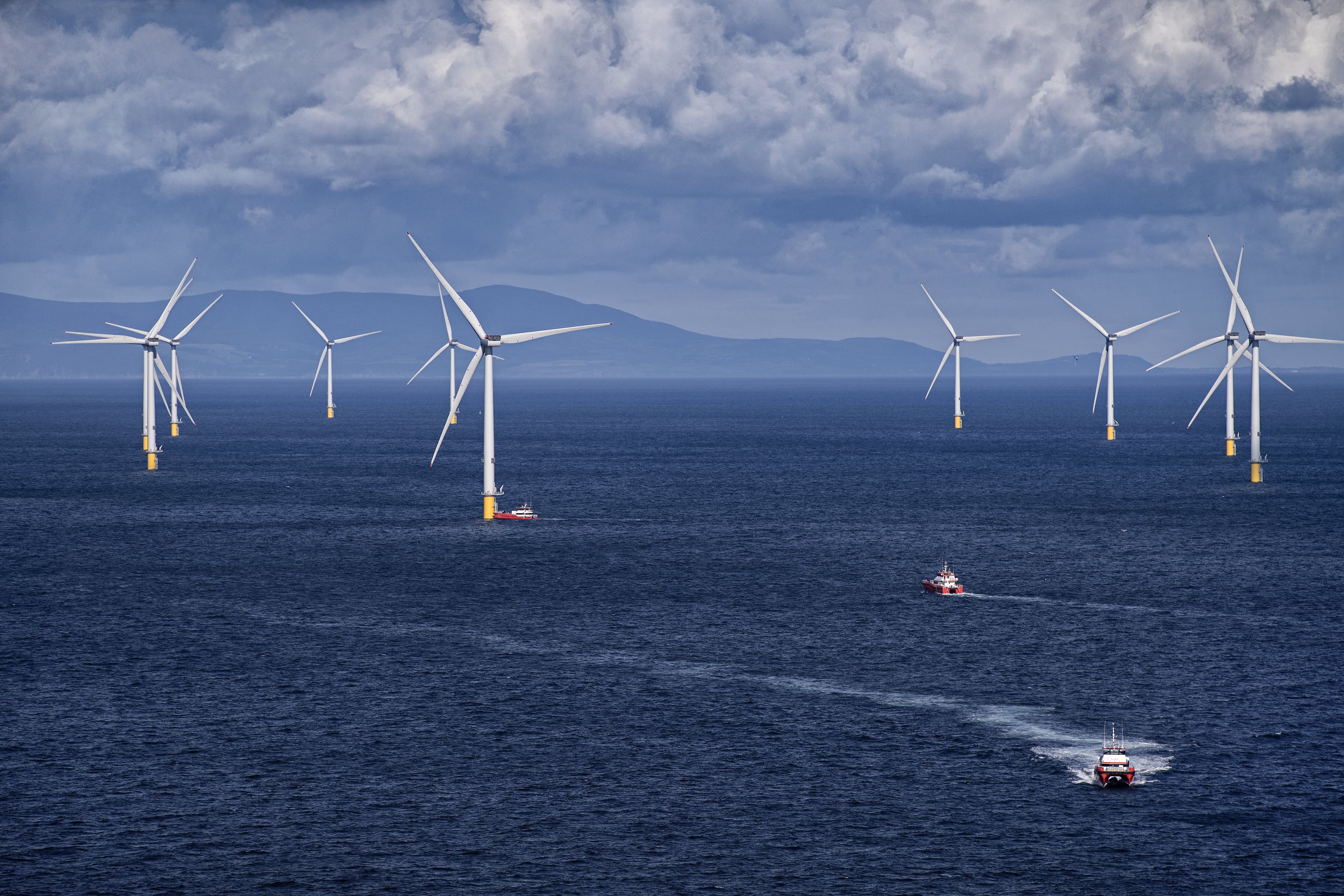 World's largest offshore wind farm