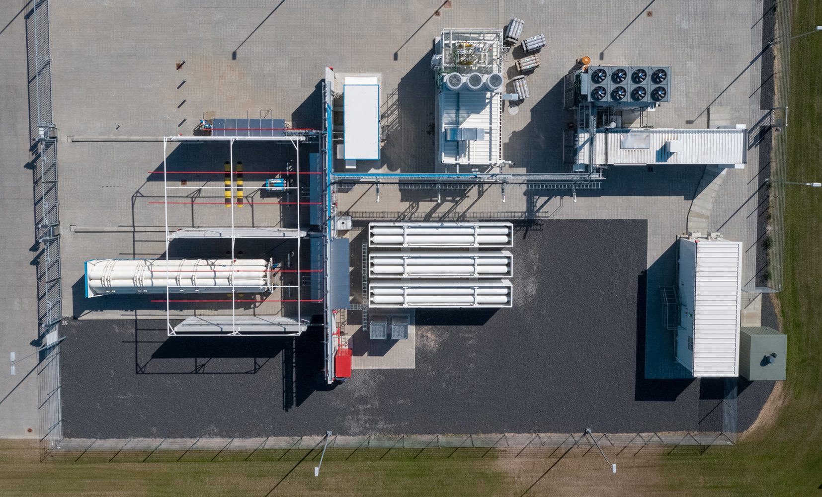 The HyBalance project: Balancing grid fluctuations with green hydrogen